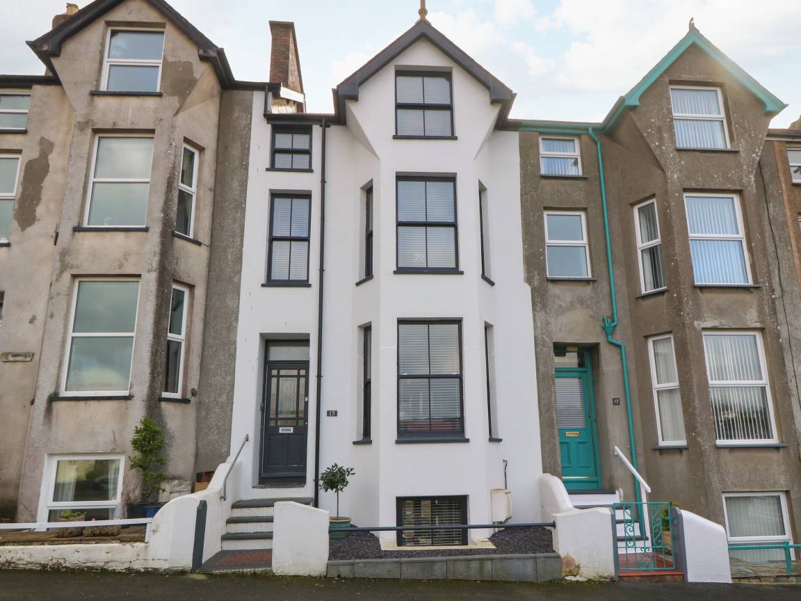 Cottage ∙ 4 Bedrooms ∙ 7 Guests - Criccieth
