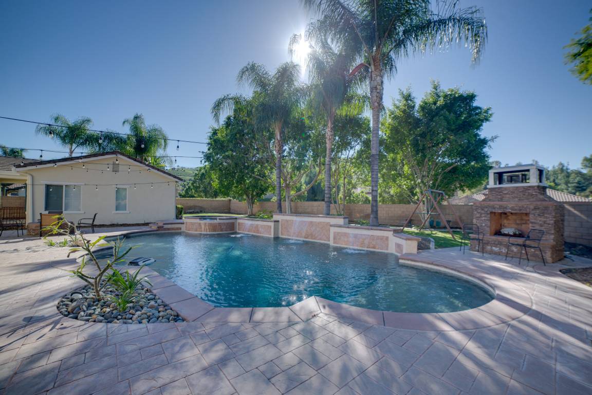 483 M² Ferienhaus ∙ 4 Schlafzimmer ∙ 10 Gäste - Riverside, CA