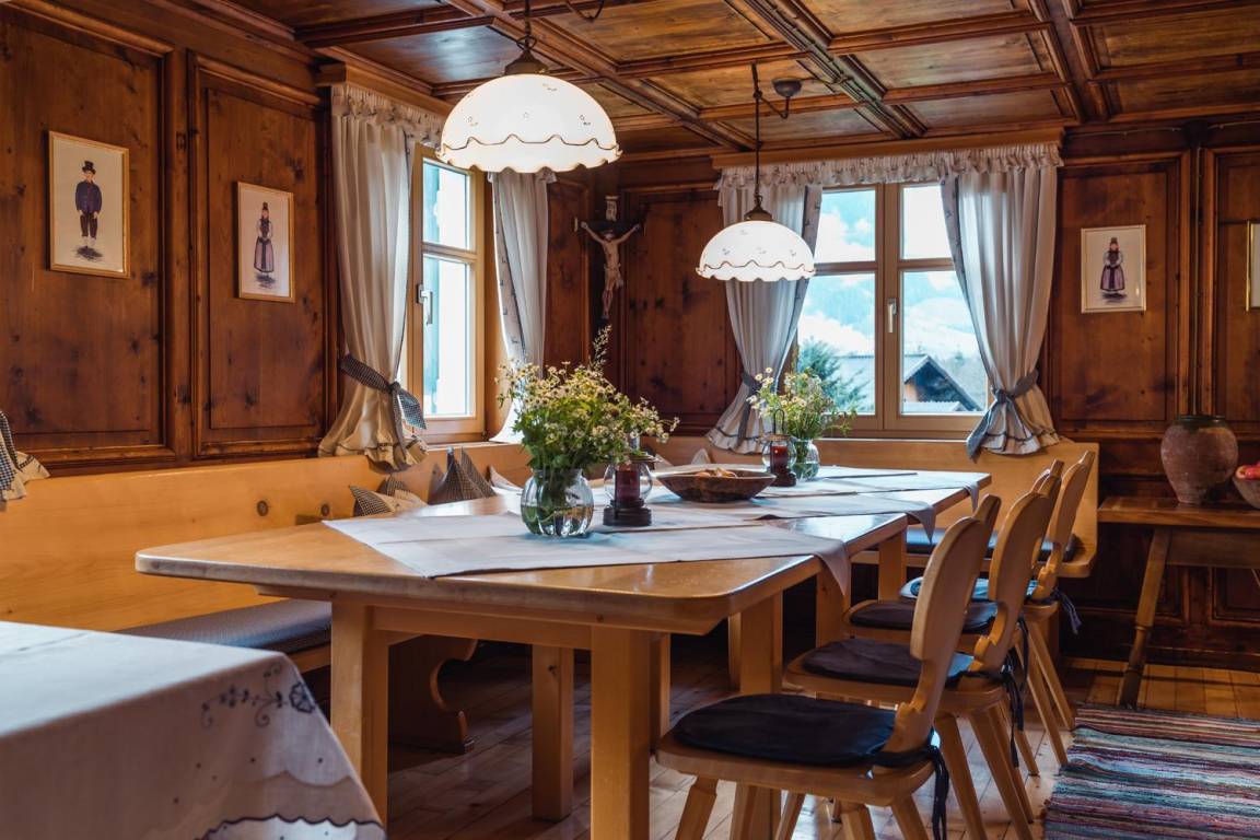 190 M² Ferienhaus ∙ 4 Schlafzimmer ∙ 10 Gäste - Montafon