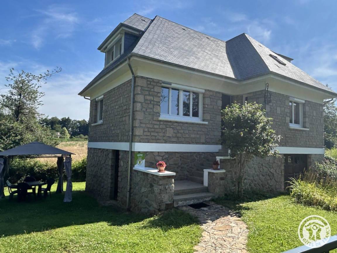 85 M² Gîte ∙ 2 Bedrooms ∙ 4 Guests - Correze