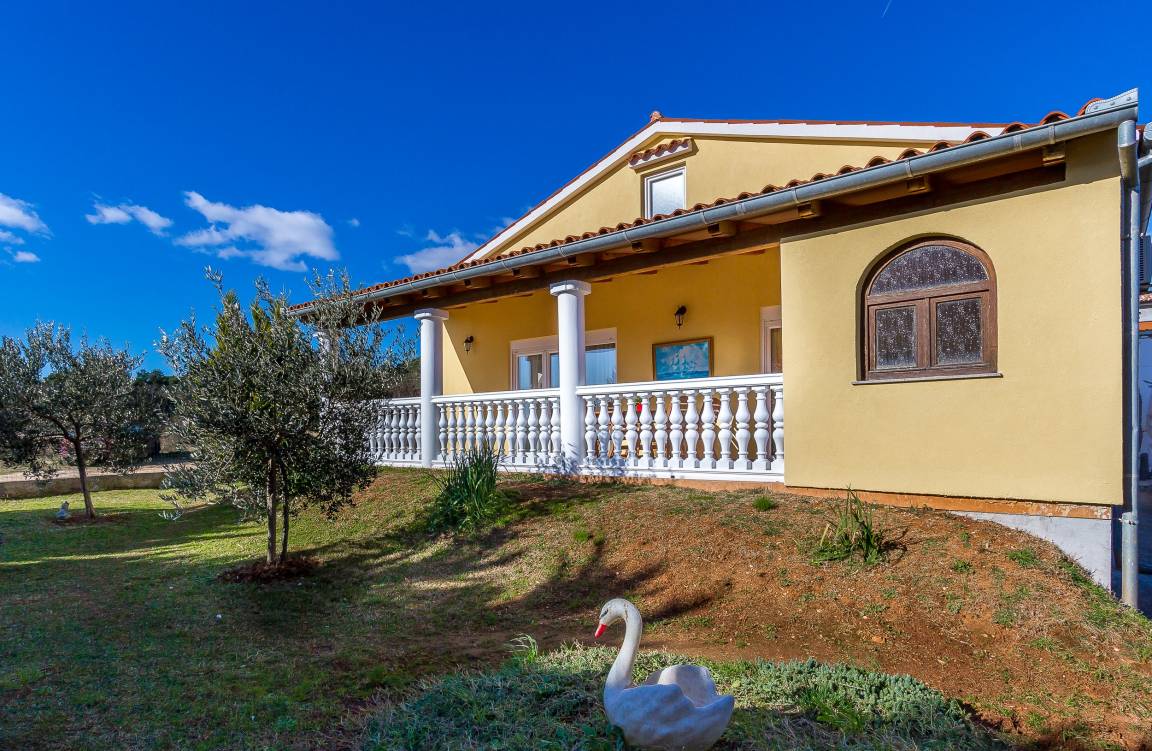 103 M² House ∙ 2 Bedrooms ∙ 5 Guests - Medulin