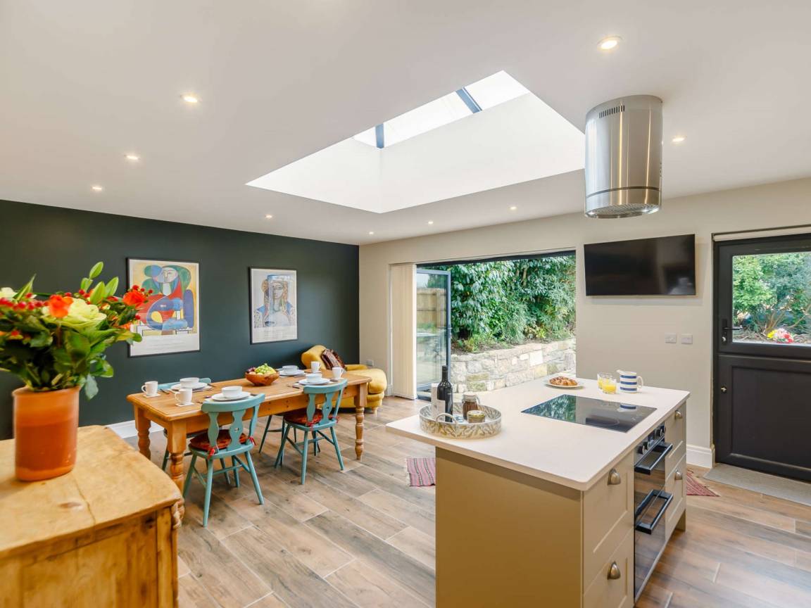 Cottage ∙ 2 Bedrooms ∙ 4 Guests - Penryn