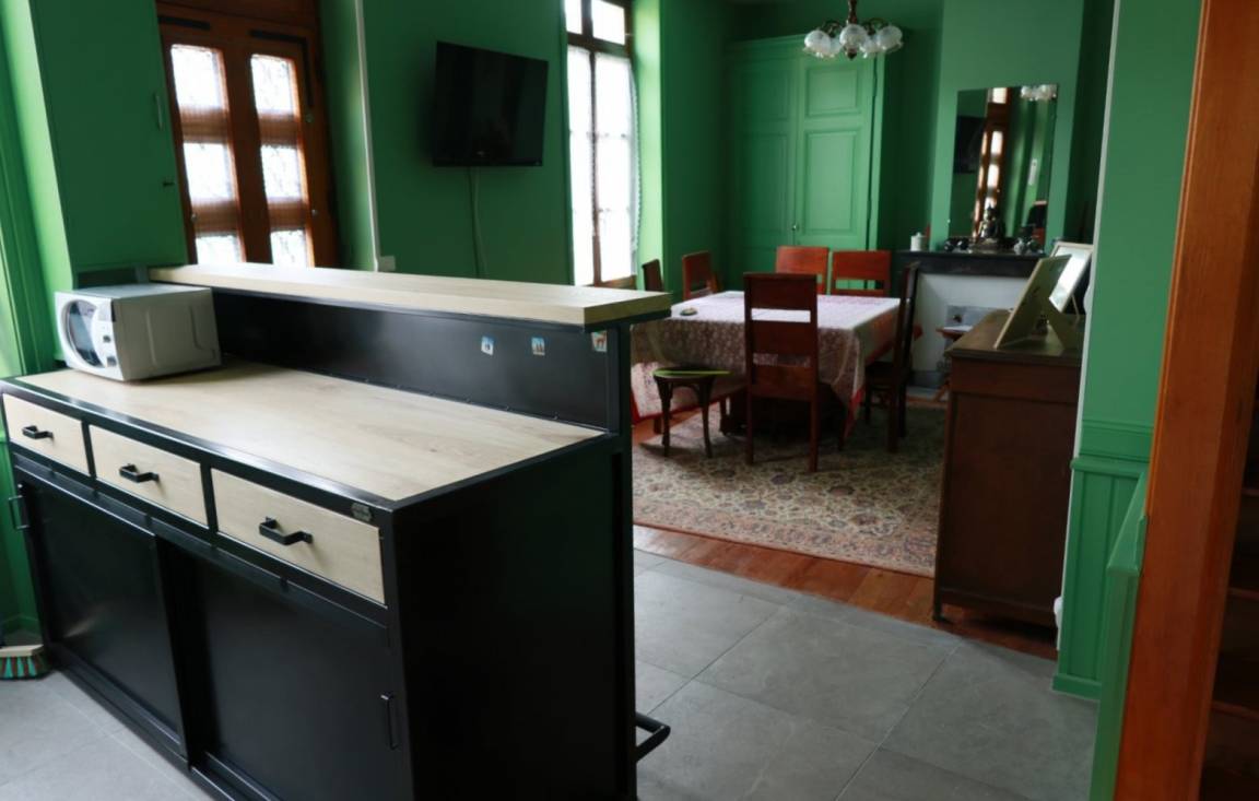 60 M² Ferienhaus ∙ 2 Schlafzimmer ∙ 4 Gäste - Morestel