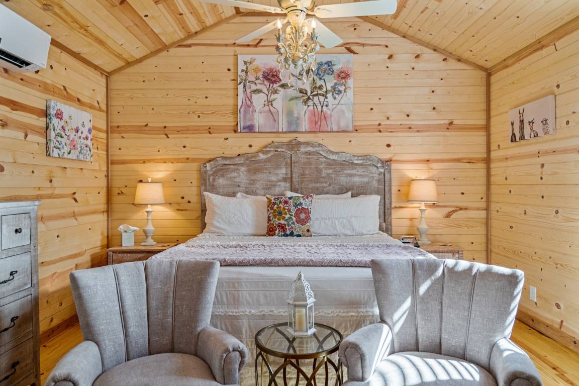 91 M² Cabin ∙ 1 Bedroom ∙ 2 Guests - Fredericksburg, TX