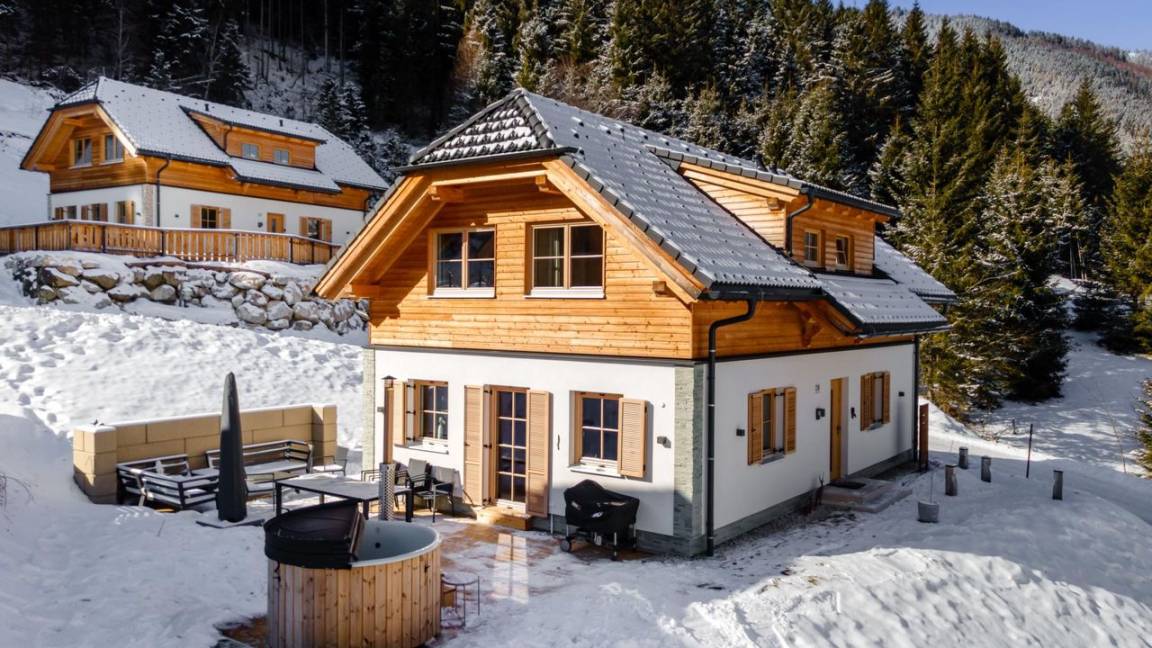 130 M² Ferienhaus ∙ 4 Schlafzimmer ∙ 9 Gäste - Donnersbachwald