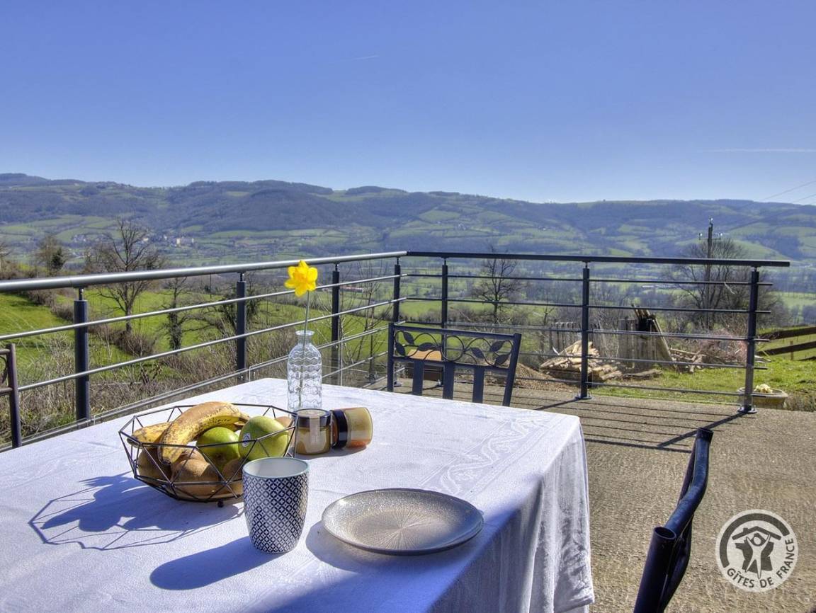 61 M² Gîte ∙ 2 Chambres ∙ 6 Personnes - Rhône