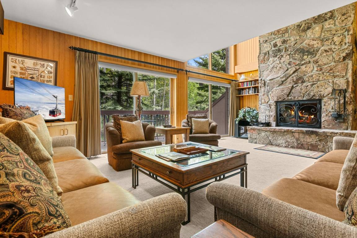 230 M² Villa ∙ 4 Bedrooms ∙ 10 Guests - Teton Village, WY