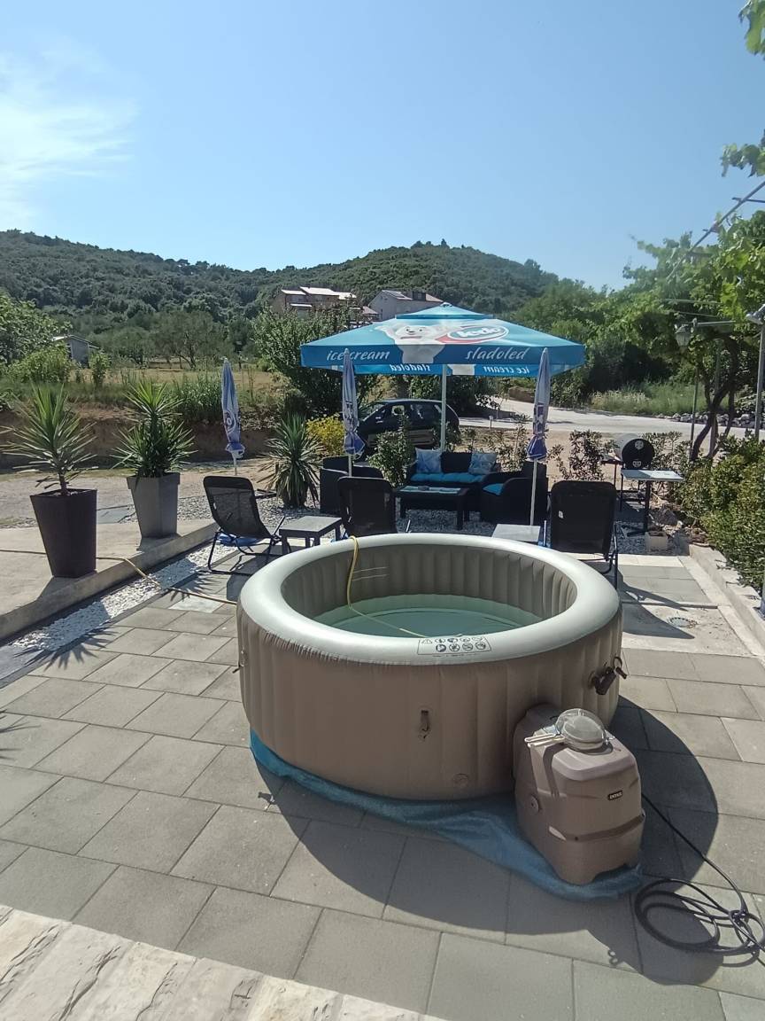 90 M² Apartament ∙ 3 Sypialnie ∙ 6 Gości - Rab
