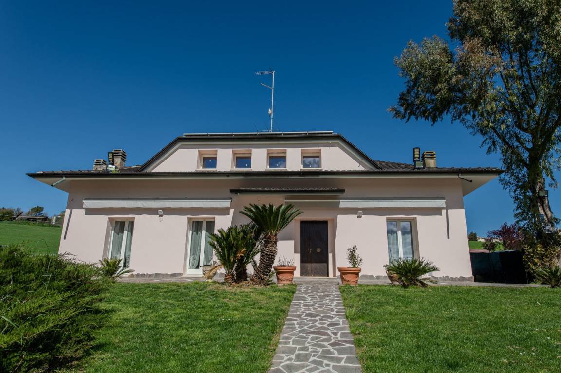 130 M² Villa ∙ 3 Chambres ∙ 7 Personnes - Cattolica