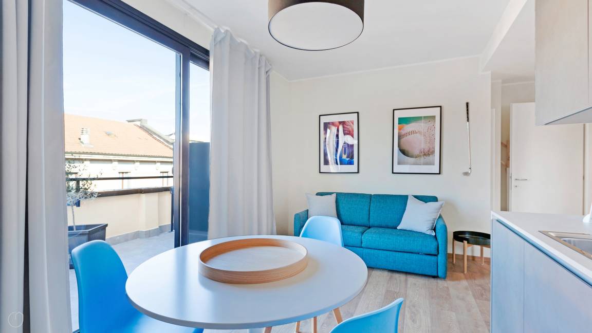 35 M² Huoneisto ∙ 1 Makuuhuone ∙ 4 Vierasta - Milano