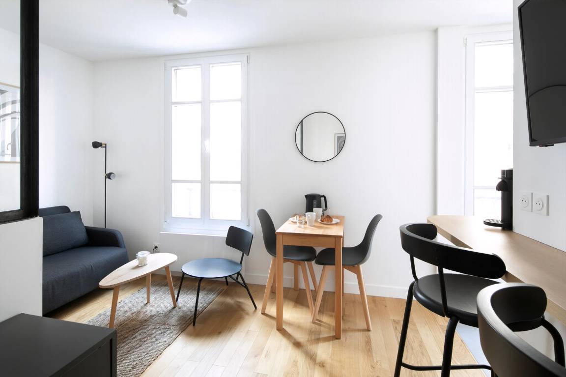22 M² Appartement ∙ 1 Chambre ∙ 2 Personnes - Eaubonne