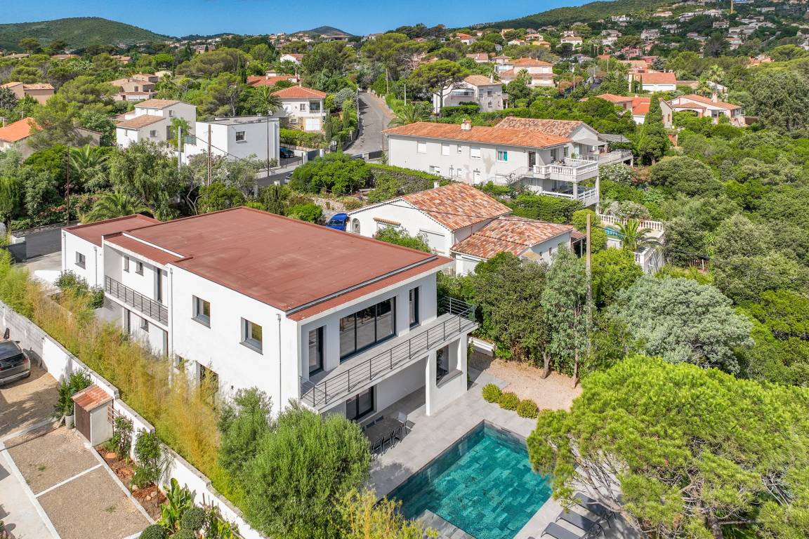 276 M² Villa ∙ 4 Chambres ∙ 8 Personnes - Fréjus