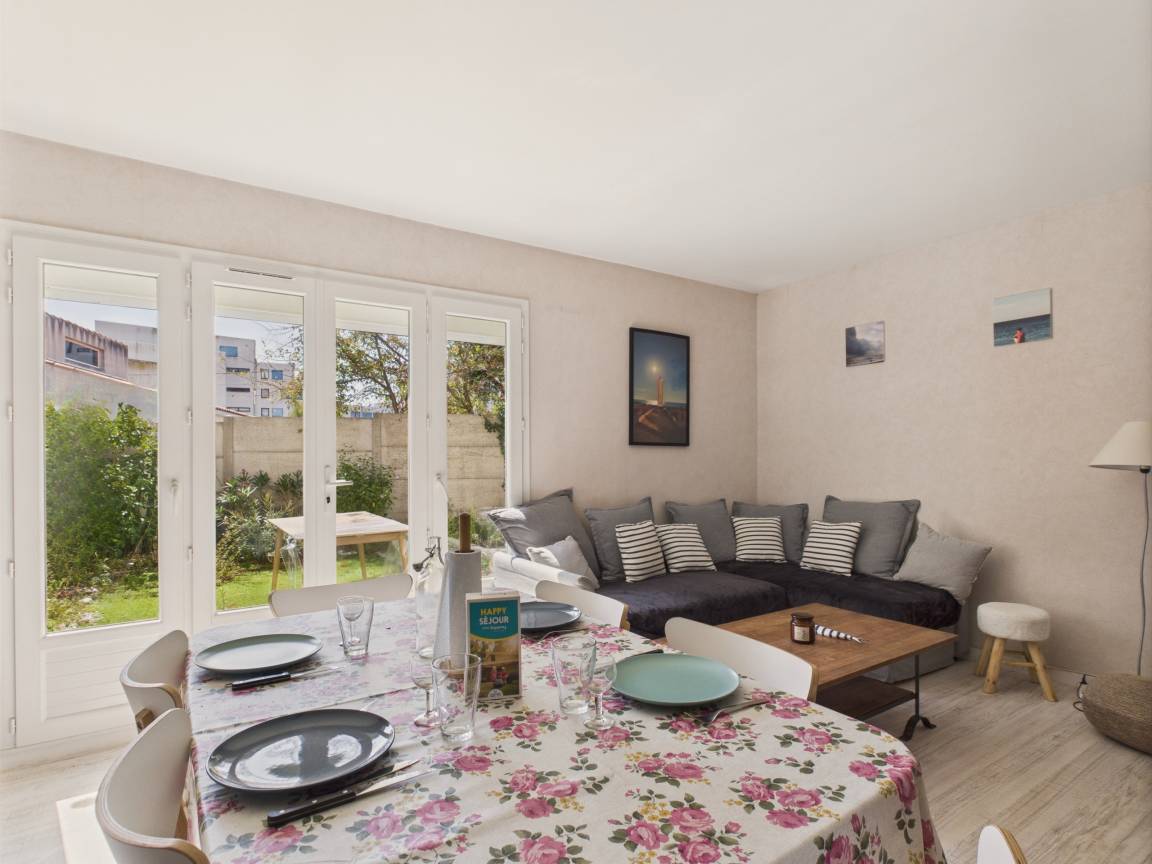 59 M² Maison De Vacances ∙ 2 Chambres ∙ 4 Personnes - Challans