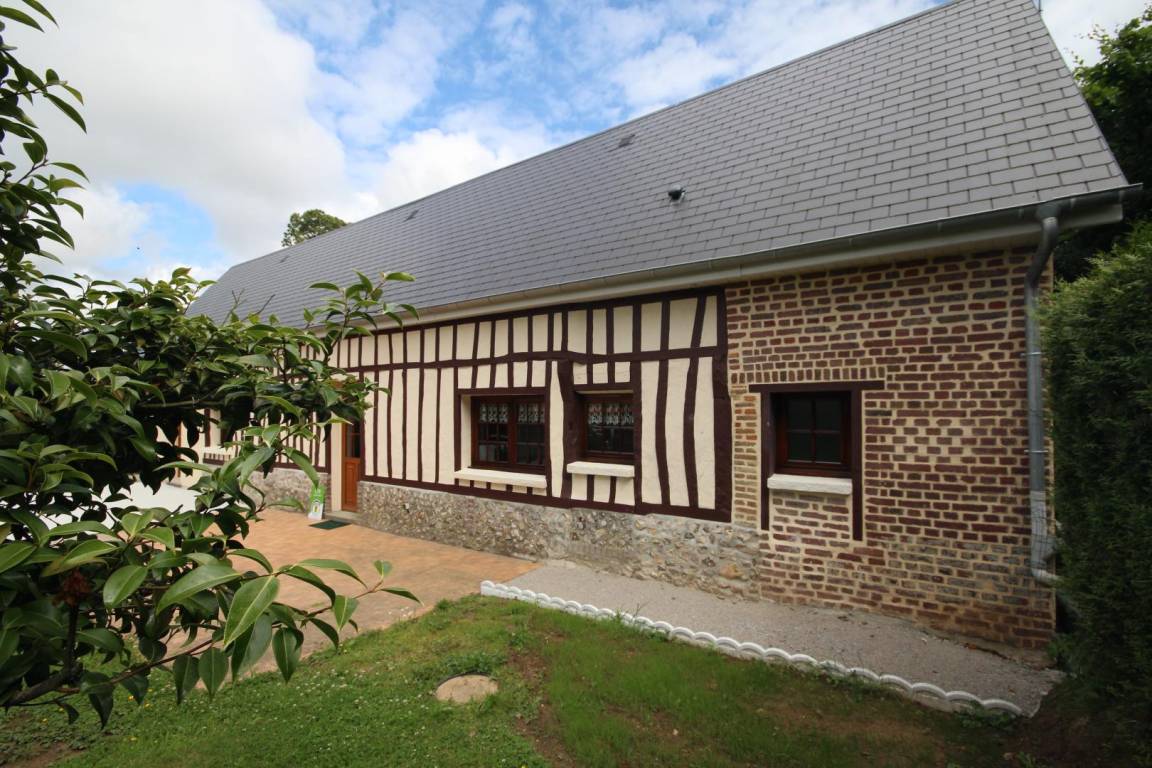 107 M² Gîte ∙ 4 Bedrooms ∙ 8 Guests - Normandy