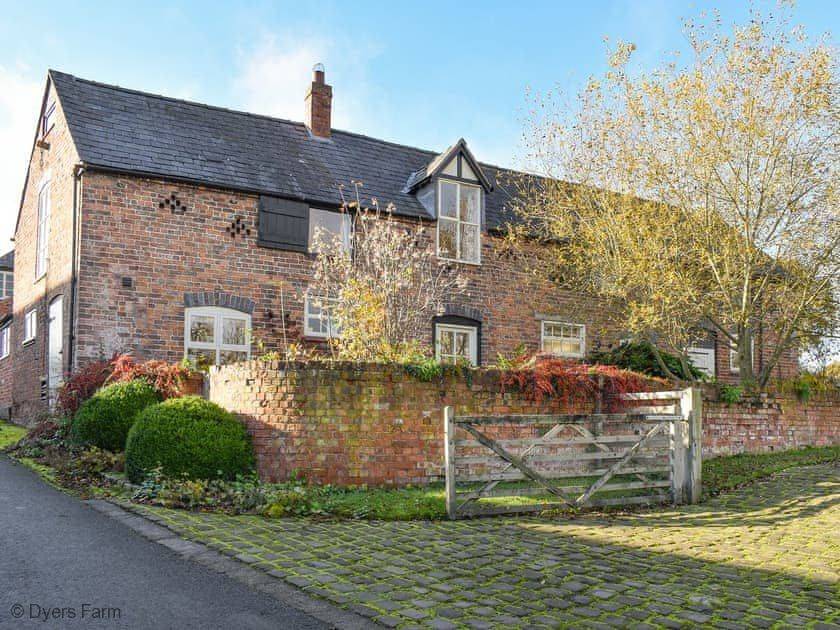 Cottage ∙ 3 Bedrooms ∙ 8 Guests - Shropshire
