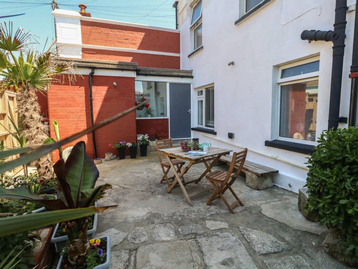 Cottage ∙ 1 Bedroom ∙ 2 Guests - Chesil Beach