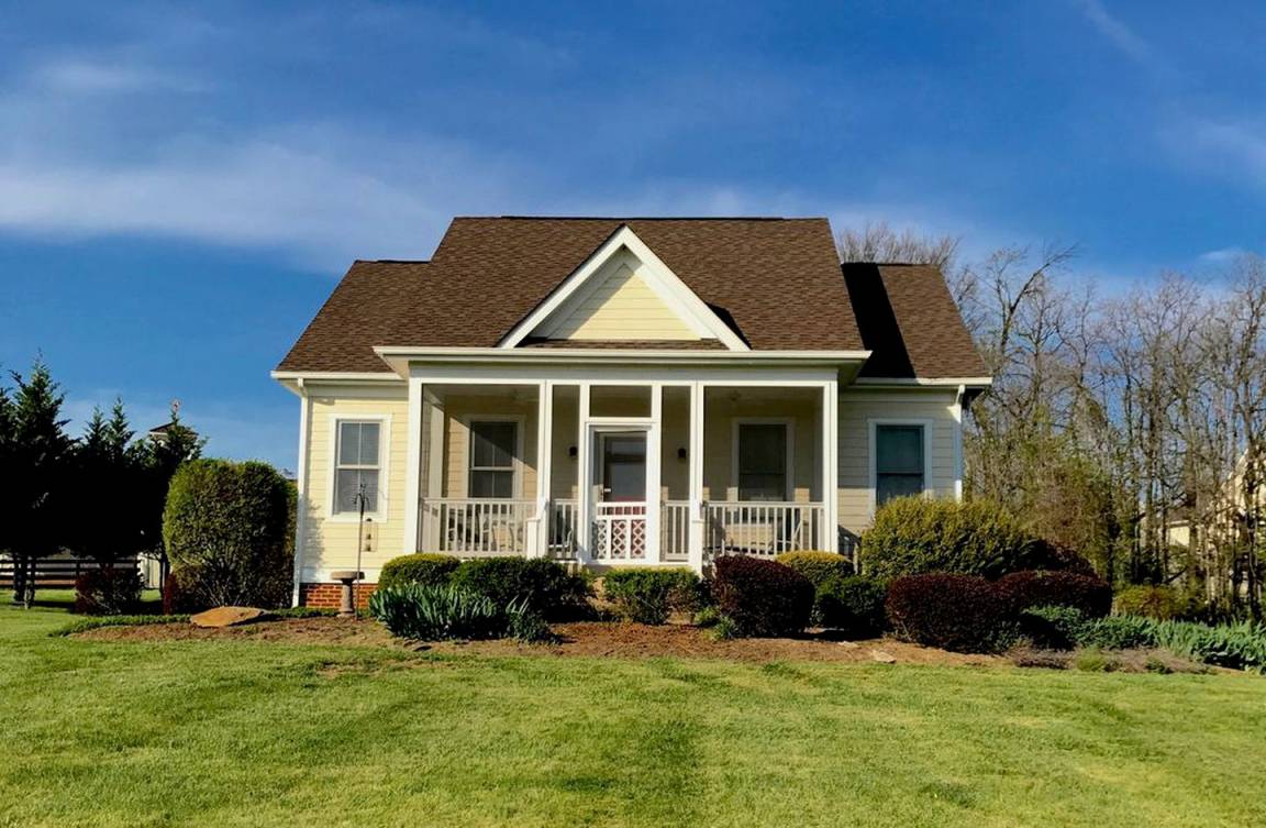 House ∙ 2 Bedrooms ∙ 4 Guests - Leesburg, VA