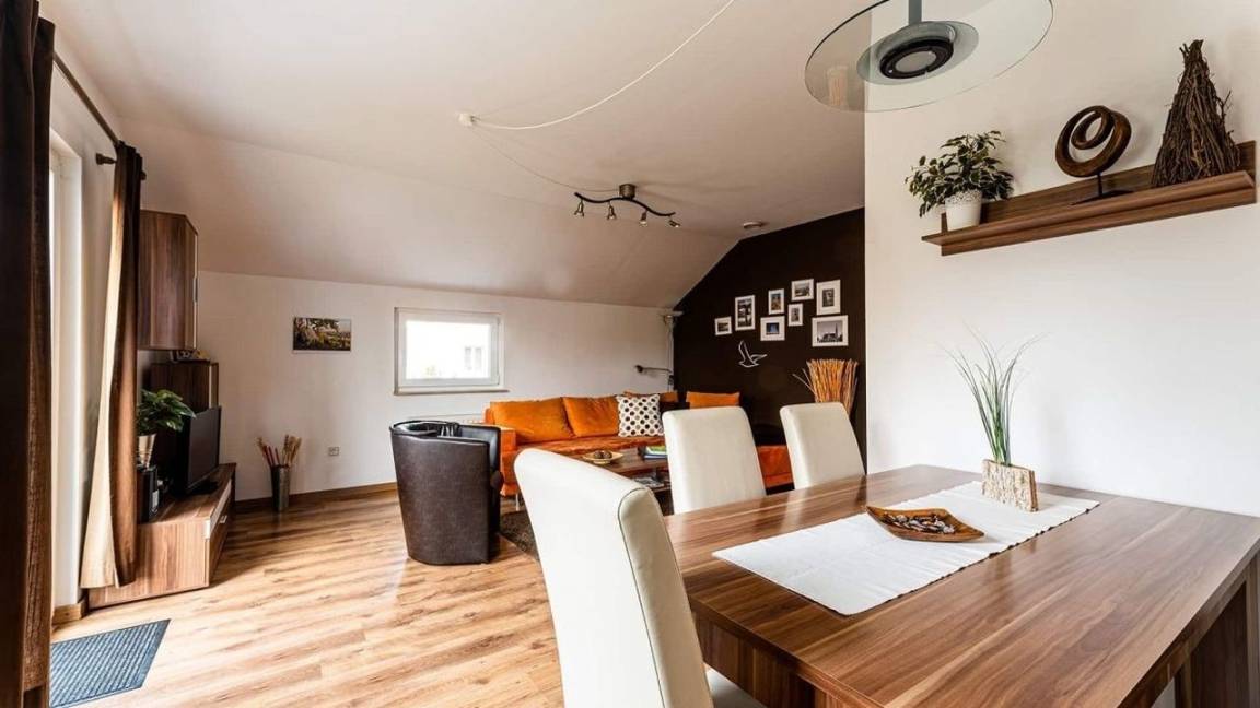 78 M² Apartment ∙ 2 Bedrooms ∙ 6 Guests - Regensburg
