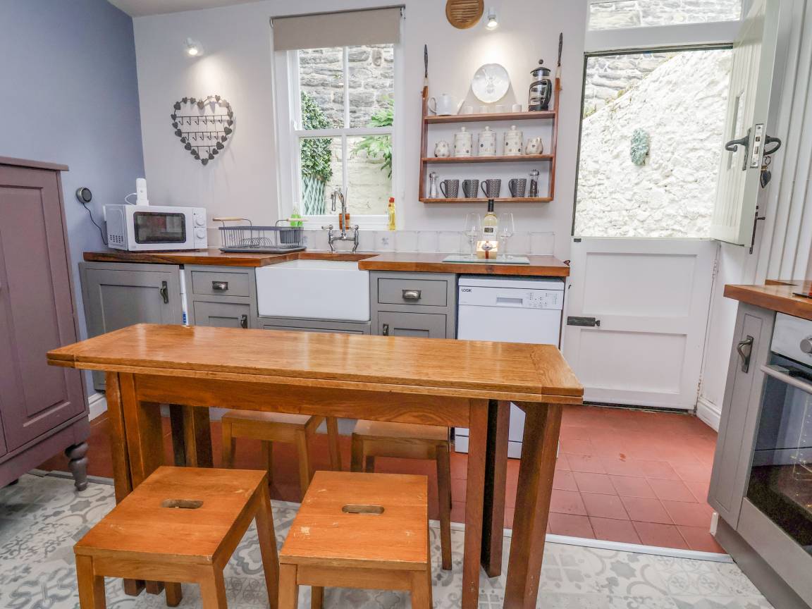 Cottage ∙ 2 Bedrooms ∙ 4 Guests - Conwy