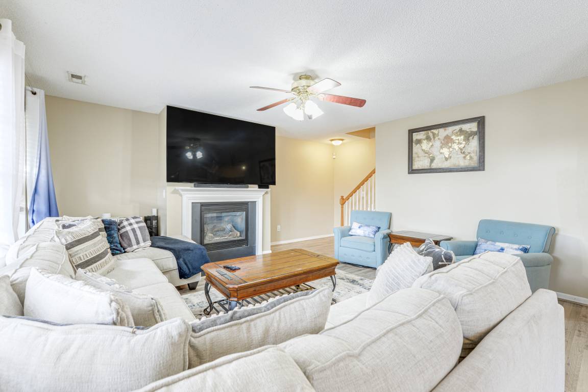 212 M² House ∙ 4 Bedrooms ∙ 9 Guests - Raleigh, NC