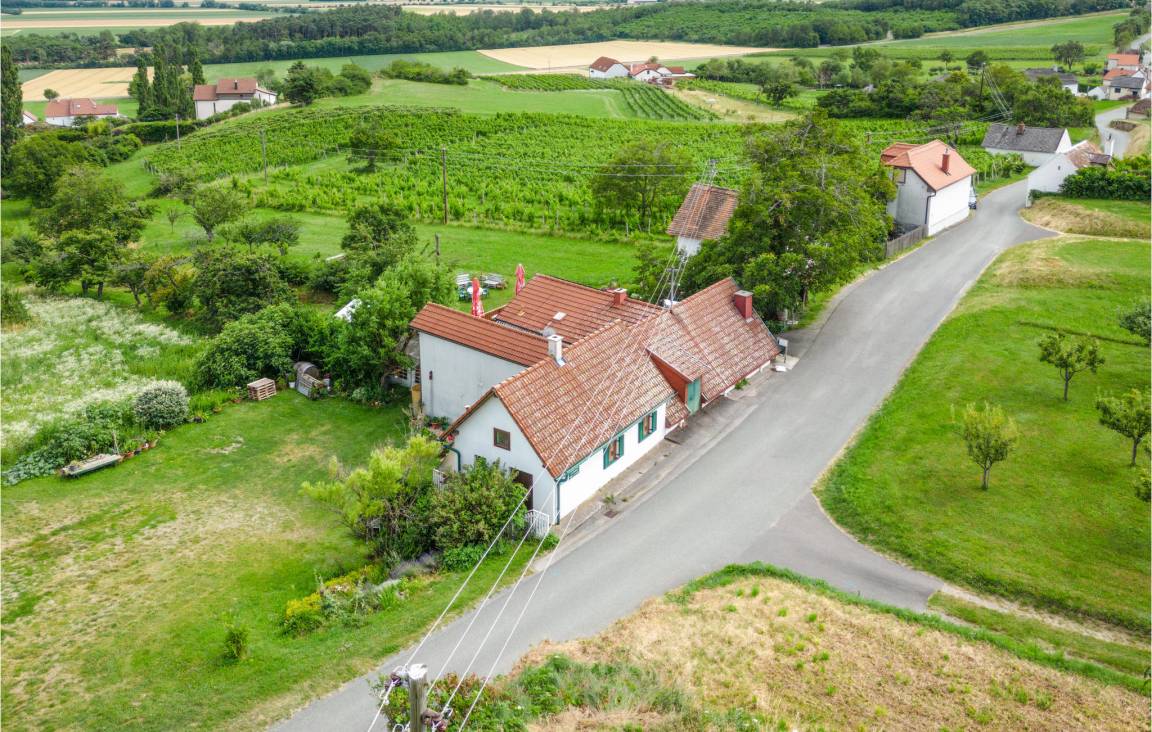 38 M² House ∙ 4 Guests - Szombathely