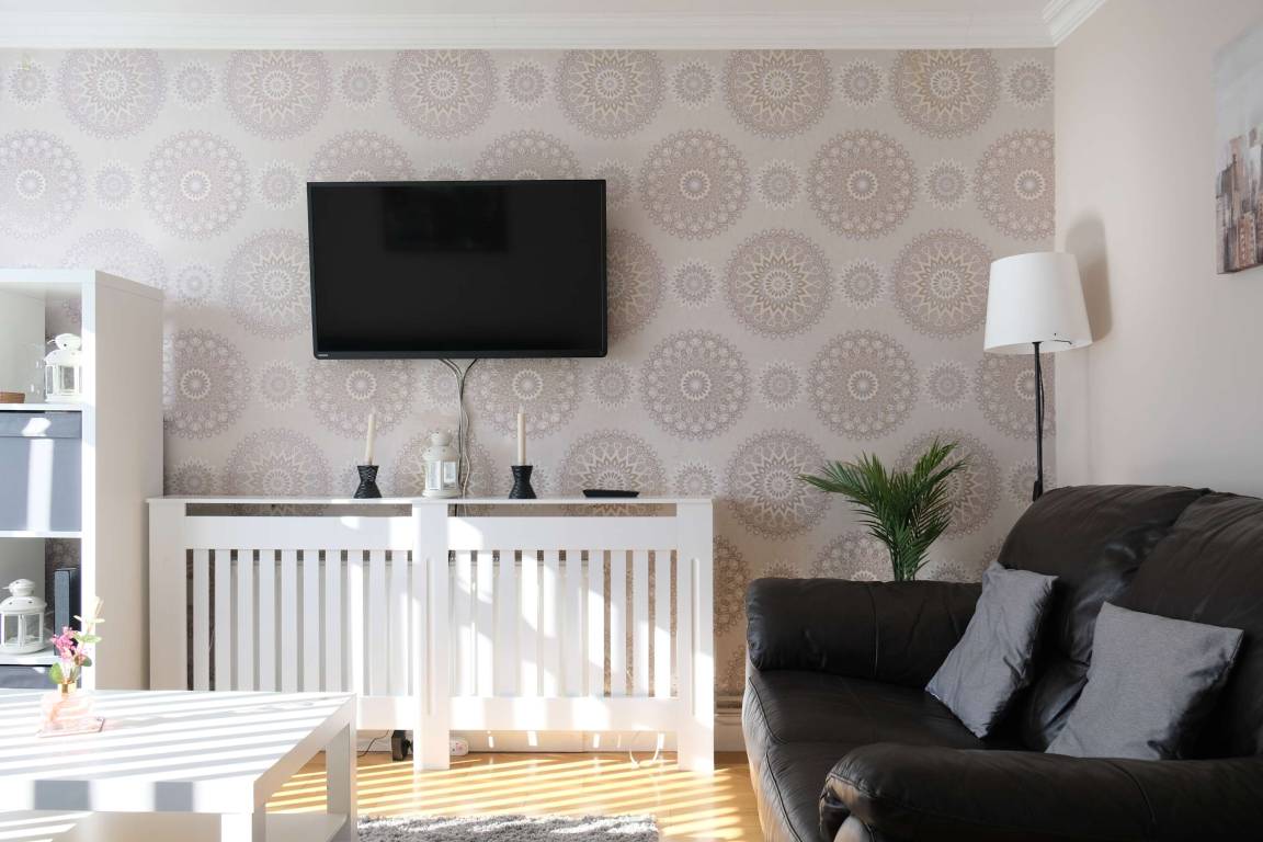 64 M² House ∙ 3 Bedrooms ∙ 5 Guests - Luton