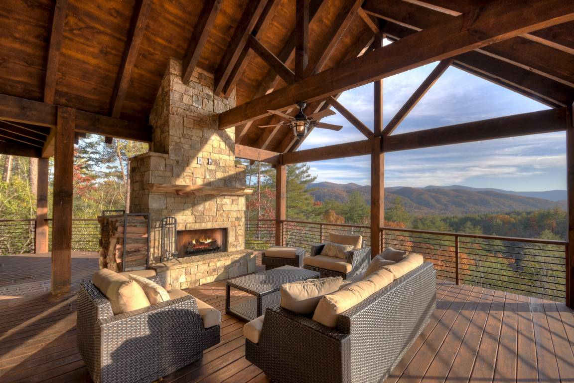 299 M² Cabin ∙ 5 Bedrooms ∙ 10 Guests - Blue Ridge, GA