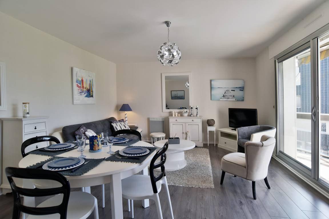 69 M² Apartament ∙ 2 Sypialnie ∙ 4 Gości - Dinard