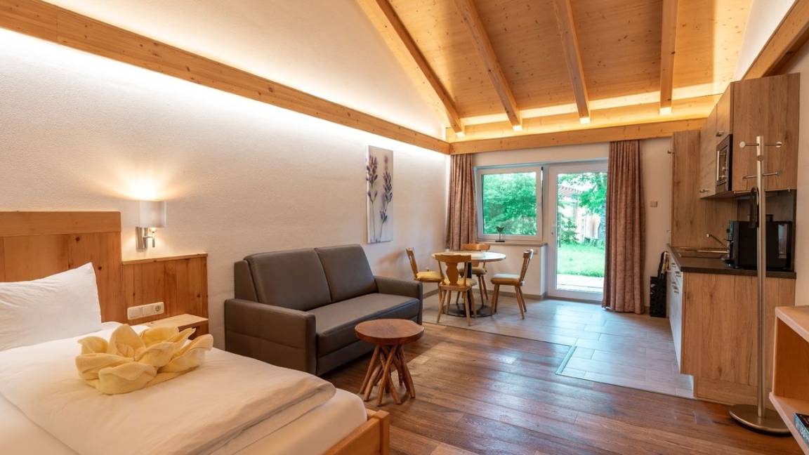 30 M² Ferienwohnung ∙ 2 Gäste - Piding