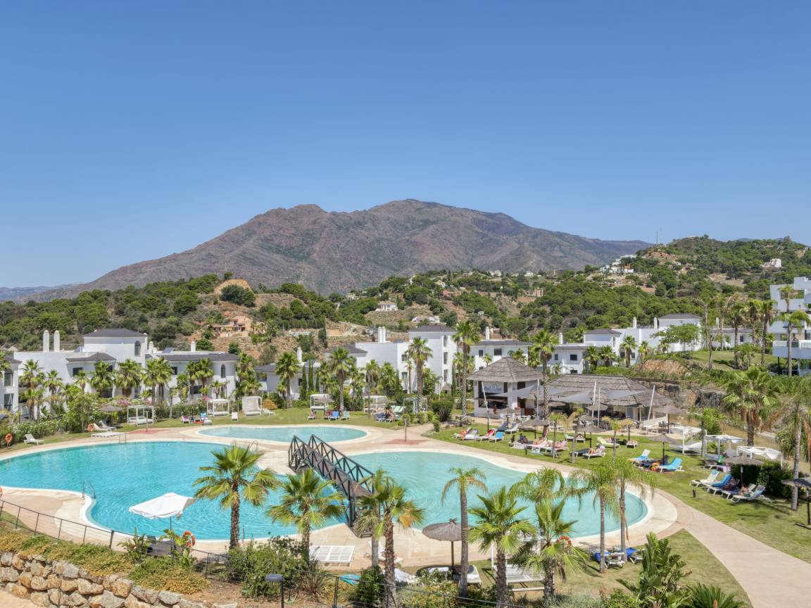 135 M² Apartamento ∙ 3 Habitaciones ∙ 6 Huéspedes - Estepona