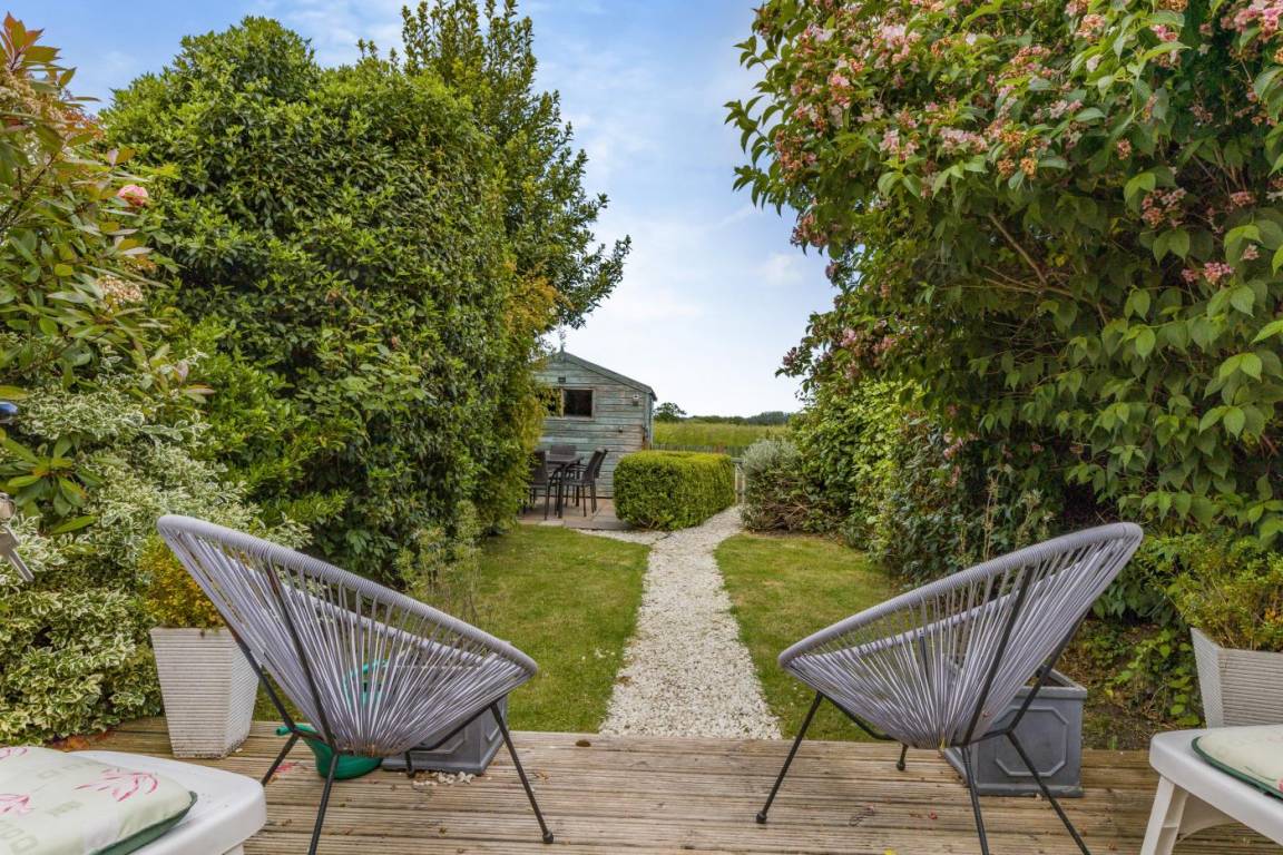 Cottage ∙ 3 Bedrooms ∙ 6 Guests - Holt