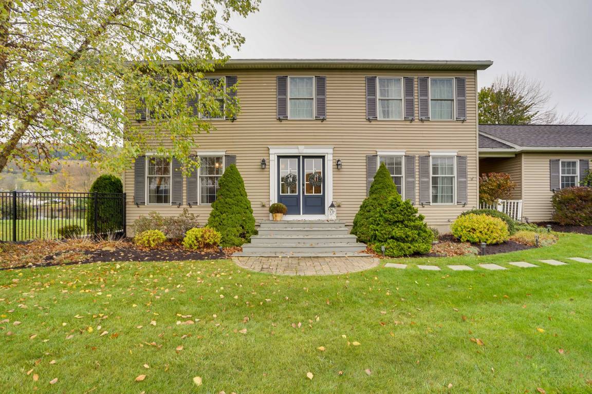 205 M² House ∙ 4 Bedrooms ∙ 11 Guests - Finger Lakes, NY