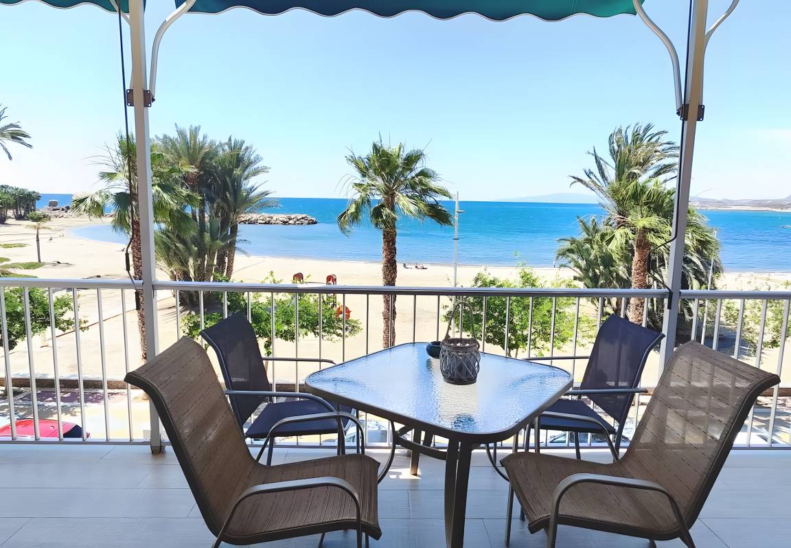 110 M² Apartamento ∙ 3 Habitaciones ∙ 6 Huéspedes - Águilas
