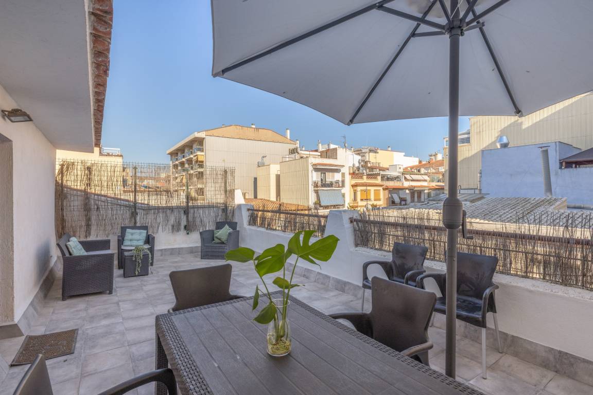 140 M² Casa ∙ 4 Habitaciones ∙ 12 Huéspedes - Reus