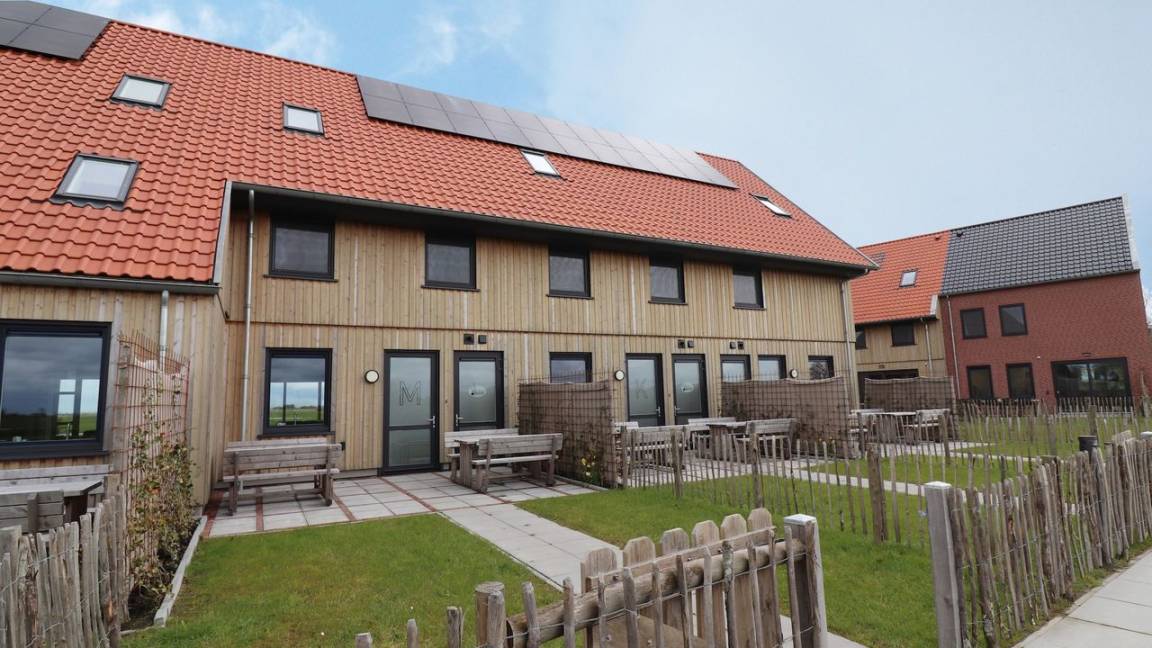 180 M² Casa ∙ 5 Quartos ∙ 10 Hóspedes - Leeuwarden