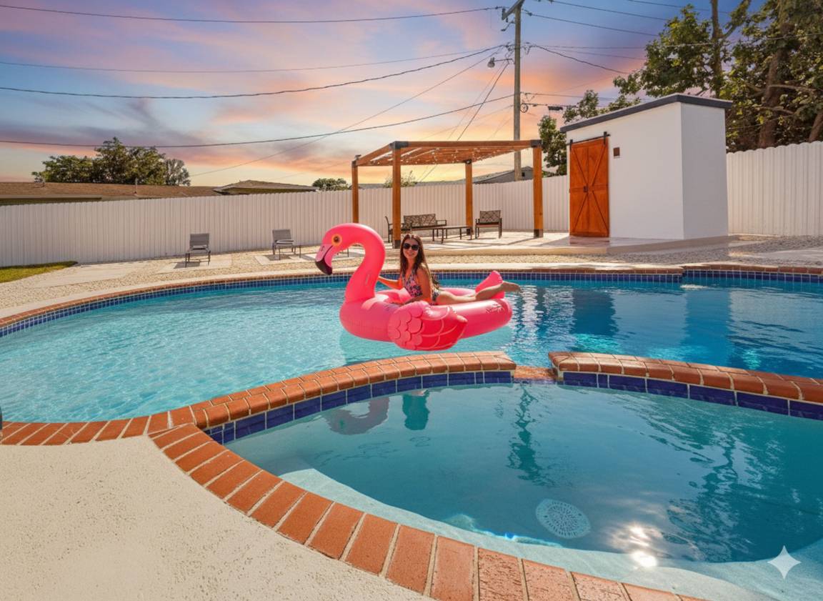 167 M² Villa ∙ 4 Bedrooms ∙ 12 Guests - Miami Gardens, FL