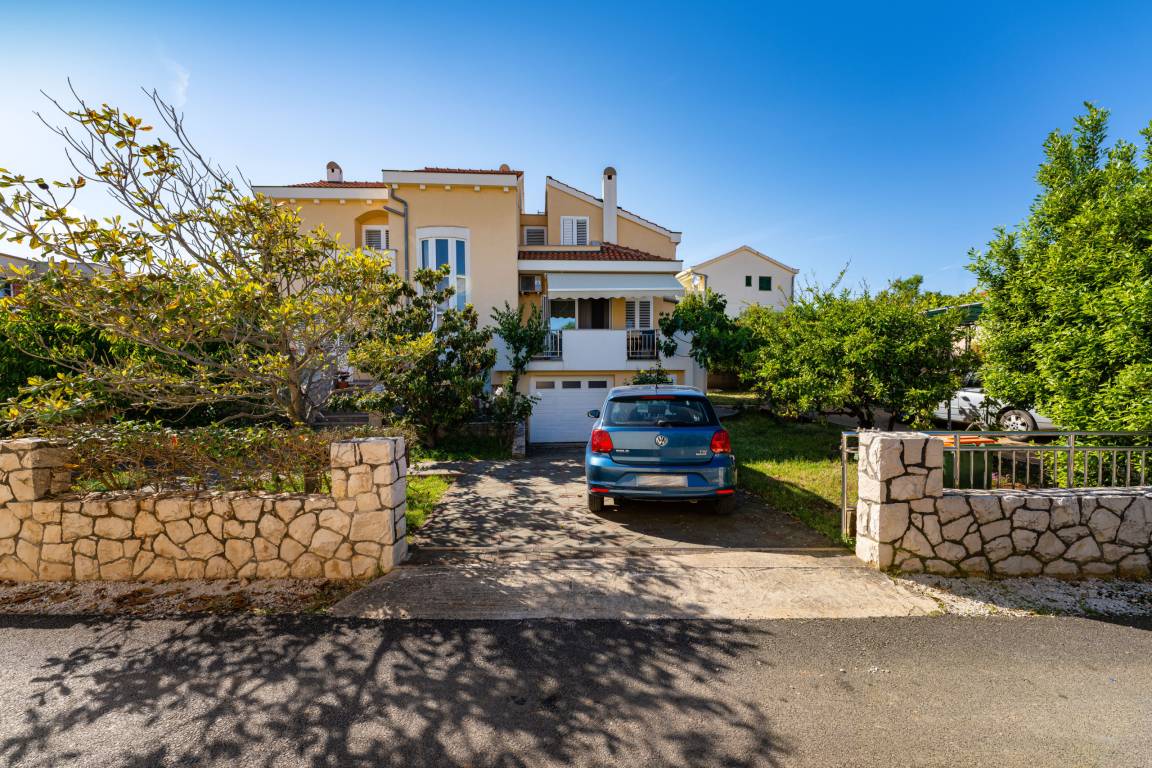 160 M² House ∙ 4 Bedrooms ∙ 8 Guests - Vir, Kroatien