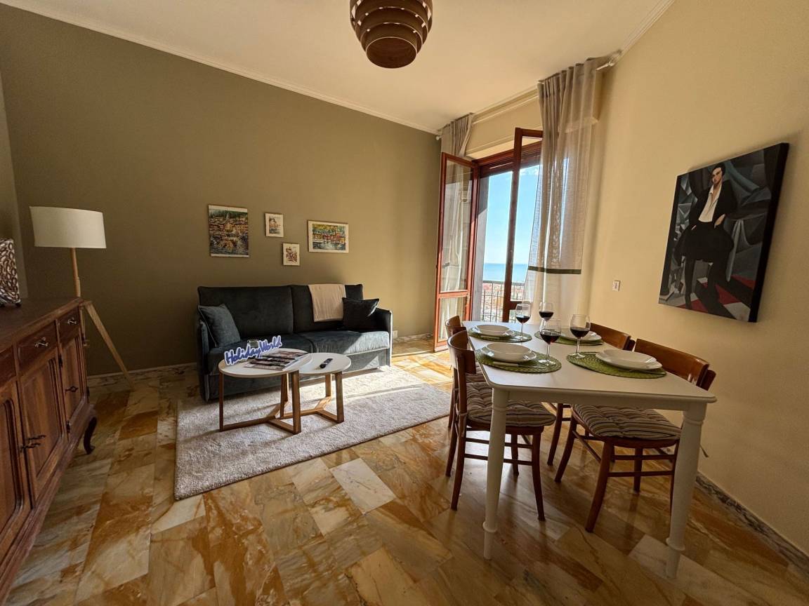 60 M² Huoneisto ∙ 1 Makuuhuone ∙ 4 Vierasta - Chiavari