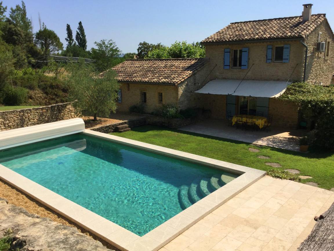 150 M² Villa ∙ 3 Slaapkamers ∙ 6 Gasten - Sénas