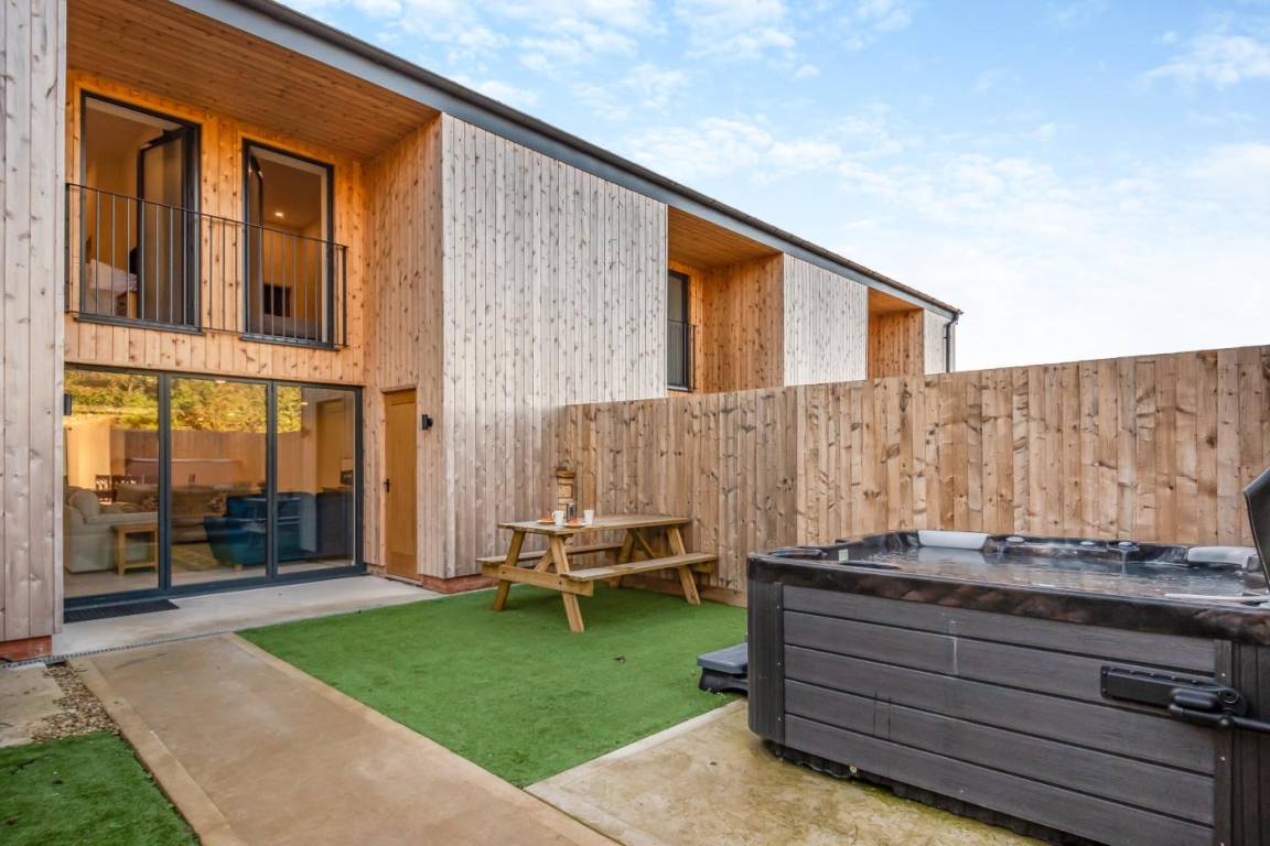 Cottage ∙ 4 Bedrooms ∙ 8 Guests - Stow-on-the-Wold