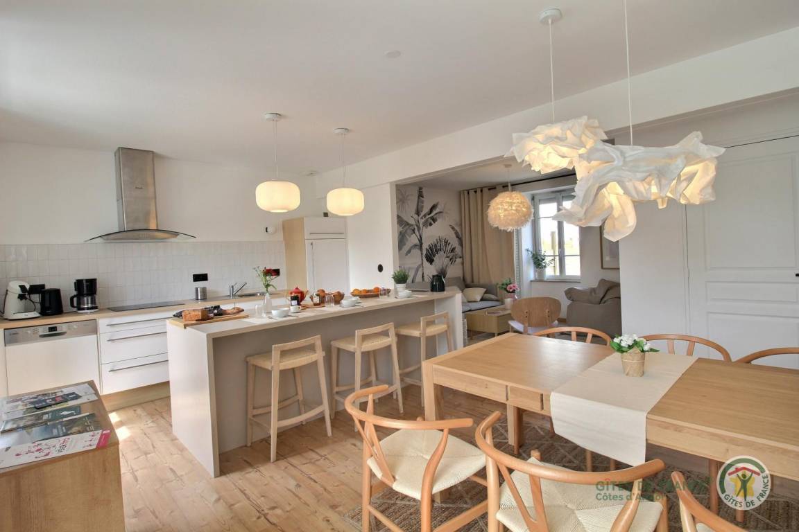 73 M² Gîte ∙ 1 Chambre ∙ 2 Personnes - Locquirec