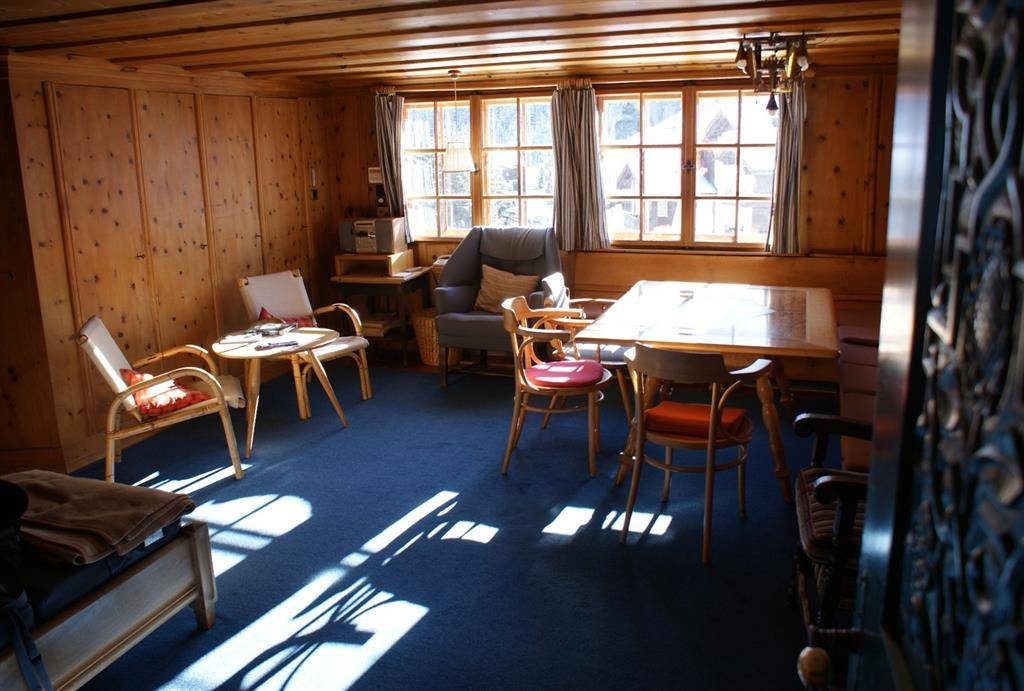 205 M² Ferienhaus ∙ 6 Schlafzimmer ∙ 8 Gäste - Lenzerheide