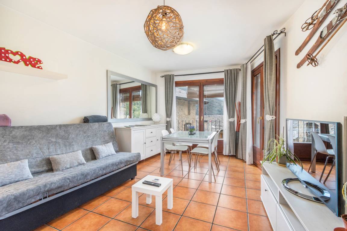 64 M² Apartamento ∙ 2 Habitaciones ∙ 6 Huéspedes - Sort