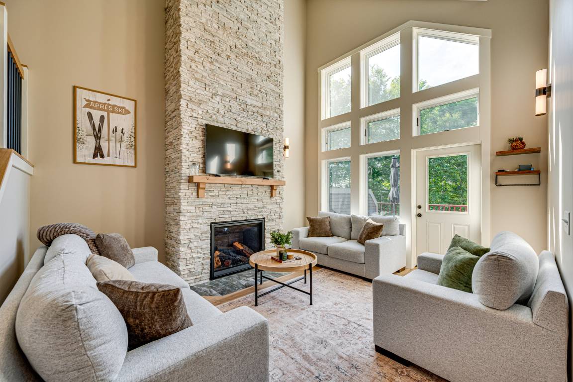 186 M² Apartment ∙ 3 Bedrooms ∙ 15 Guests - Burke Mountain, VT