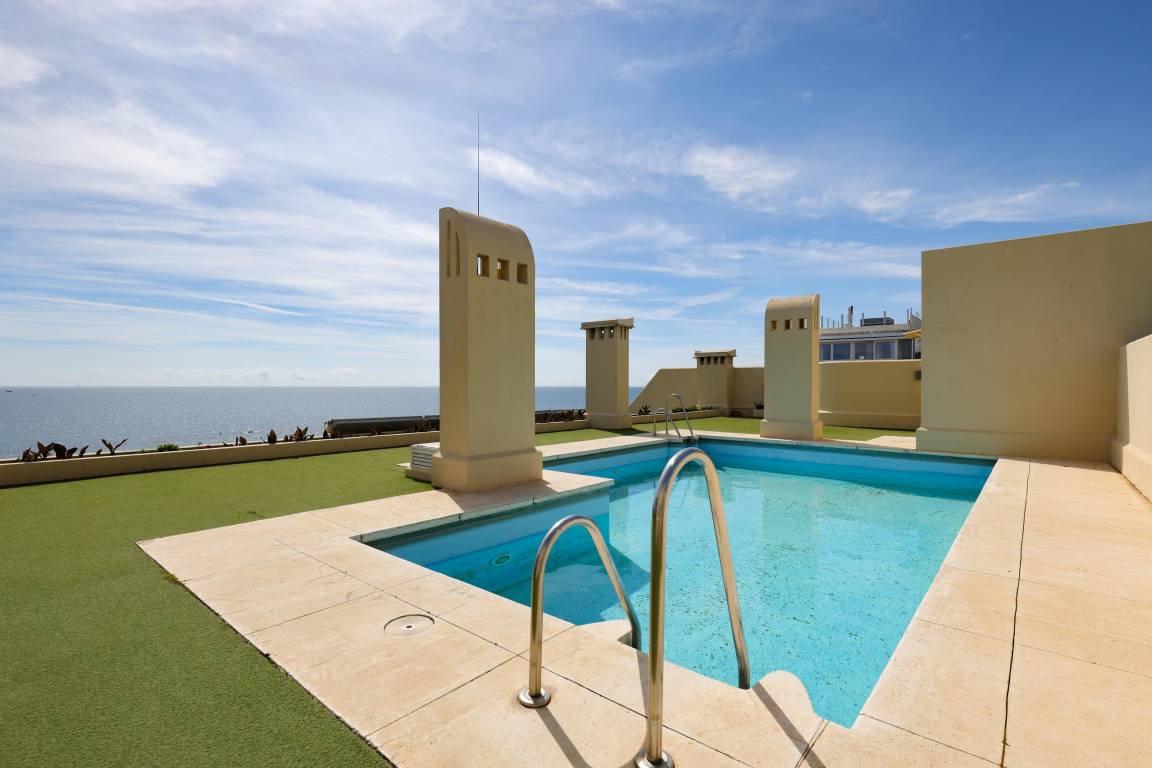 95 M² Apartamento ∙ 2 Habitaciones ∙ 4 Huéspedes - Estepona