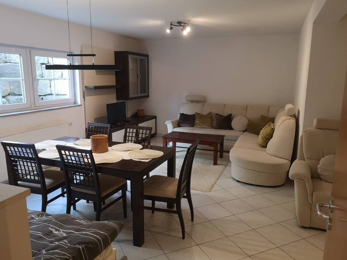 83 M² Apartamento ∙ 1 Quarto ∙ 4 Hóspedes - Hechingen