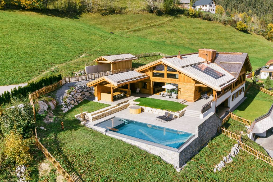 470 M² Chalet ∙ 3 Bedrooms ∙ 6 Guests - Brandnertal