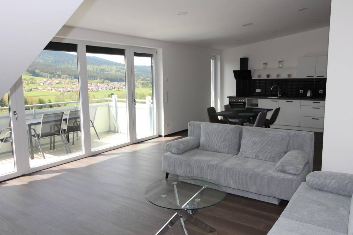 74 M² Ferienwohnung ∙ 2 Schlafzimmer ∙ 4 Gäste - Furth im Wald