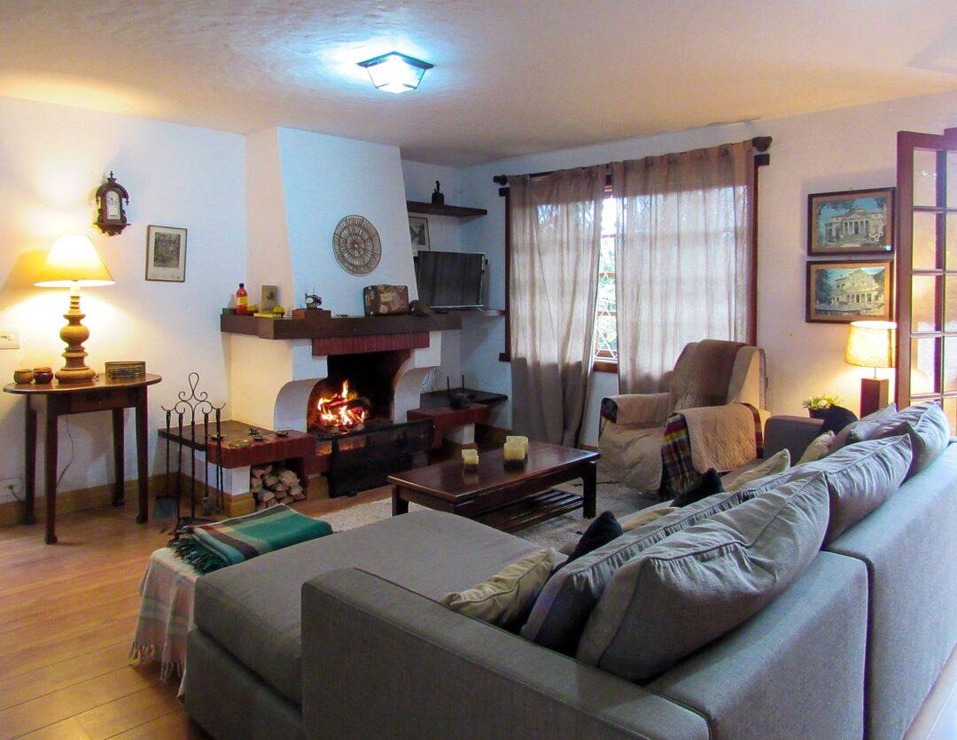 200 M² Chalet ∙ 2 Bedrooms ∙ 6 Guests - Campos do Jordão