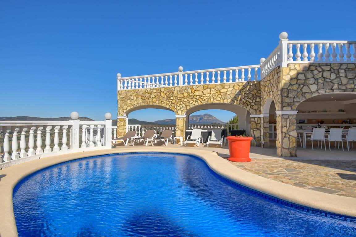 160 M² House ∙ 3 Bedrooms ∙ 6 Guests - Moraira